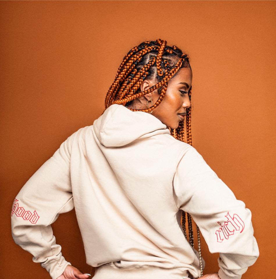 Ezik, le sélecteur de musique(s), playlists à écouter en ligne ...